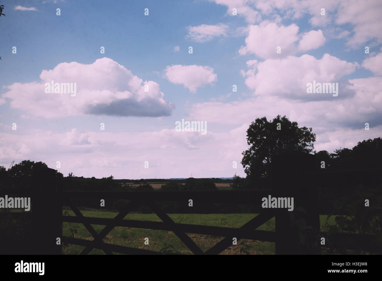 England farm gate scenic hi-res stock photography and images - Alamy