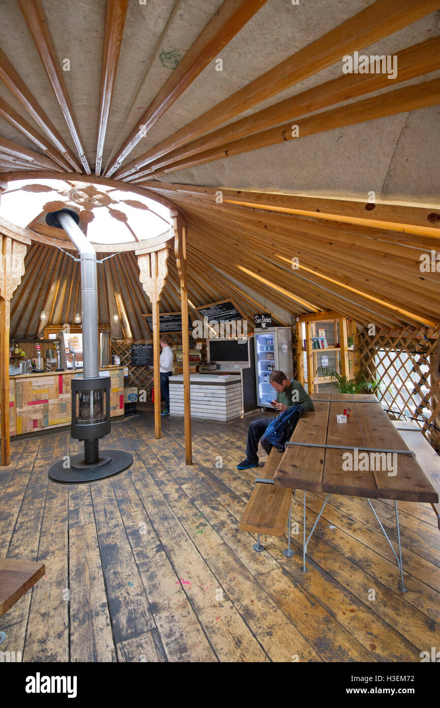 Yurt cafe hi-res stock photography and images - Alamy