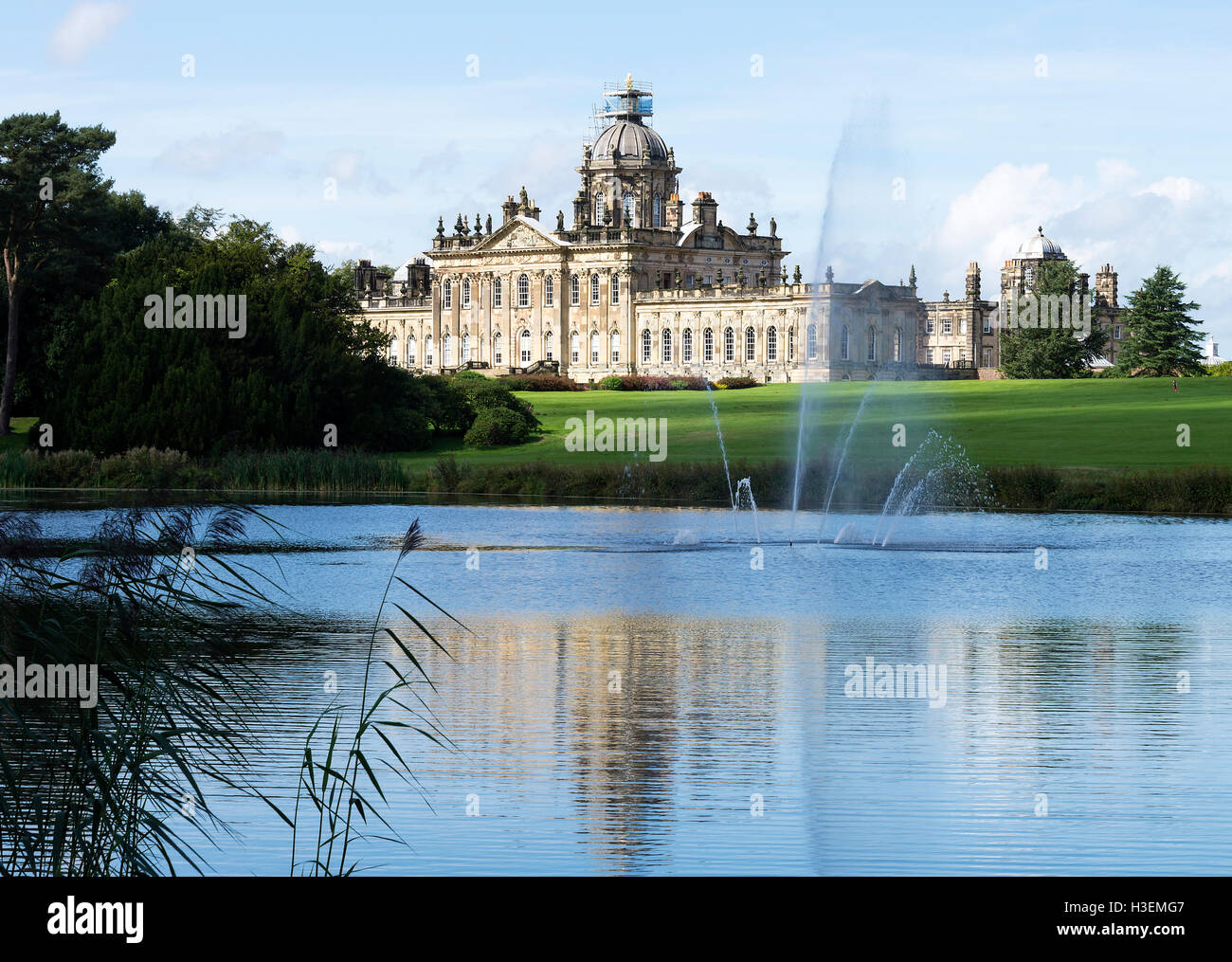 Grade i stately home hi-res stock photography and images - Alamy