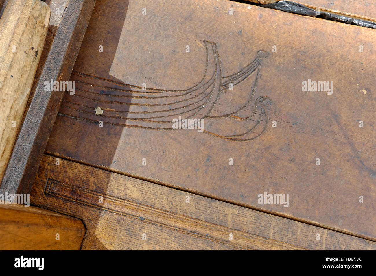 Viking ship carving deck hi-res stock photography and images - Alamy
