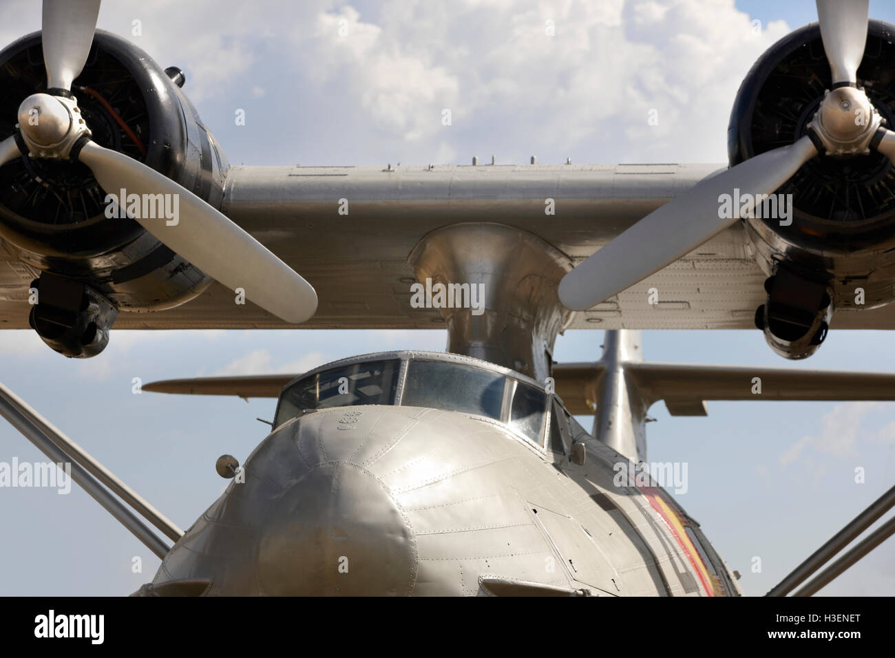 Huge hydroplane wings and propeller engines with blue sky background ...