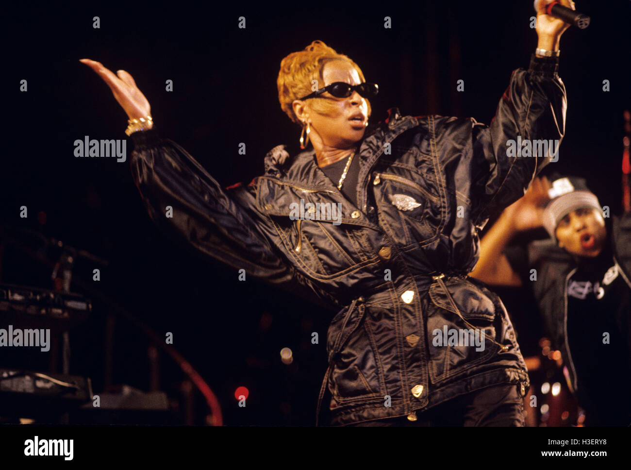 Mary j blige hi-res stock photography and images - Alamy