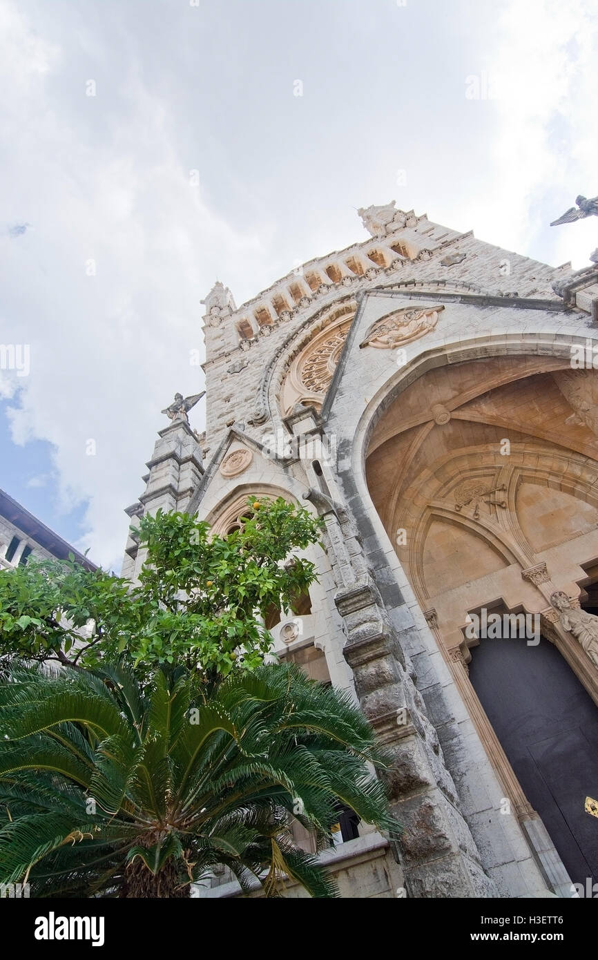 Soller mallorca cathedral hi-res stock photography and images - Alamy