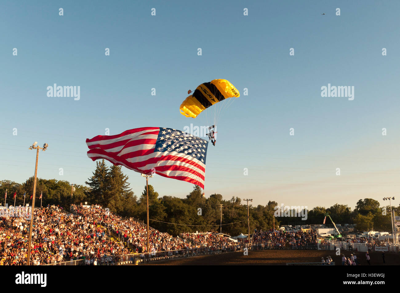 American flag parachute hi-res stock photography and images - Alamy