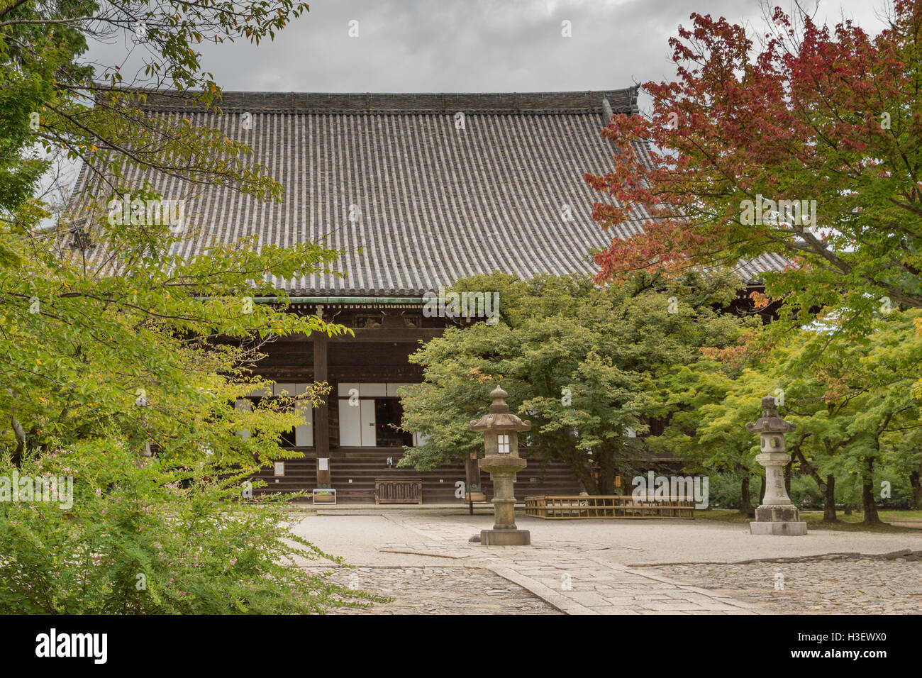 Shinnyo do hi-res stock photography and images - Alamy