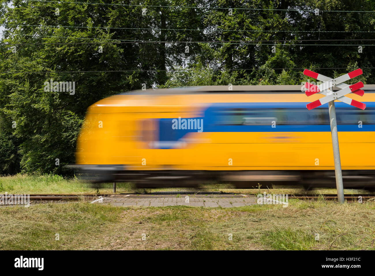 Dutch train hi-res stock photography and images - Alamy