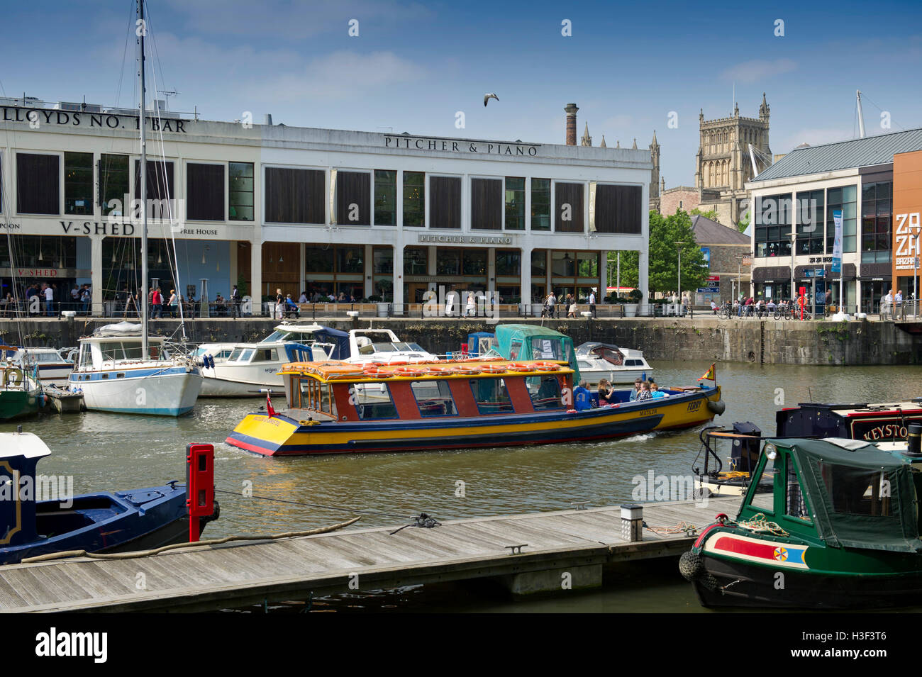 Pitcher & Piano cafe/bar/restaurant on the Harbourside in Bristol,UK ...