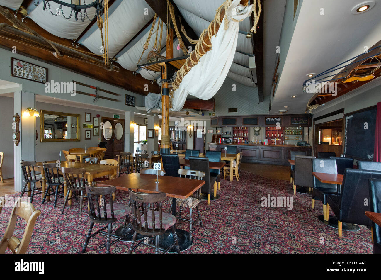 Riverside cafe bristol hi-res stock photography and images - Alamy