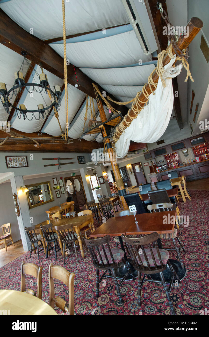 Riverside inn saltford bristol uk hi-res stock photography and images ...