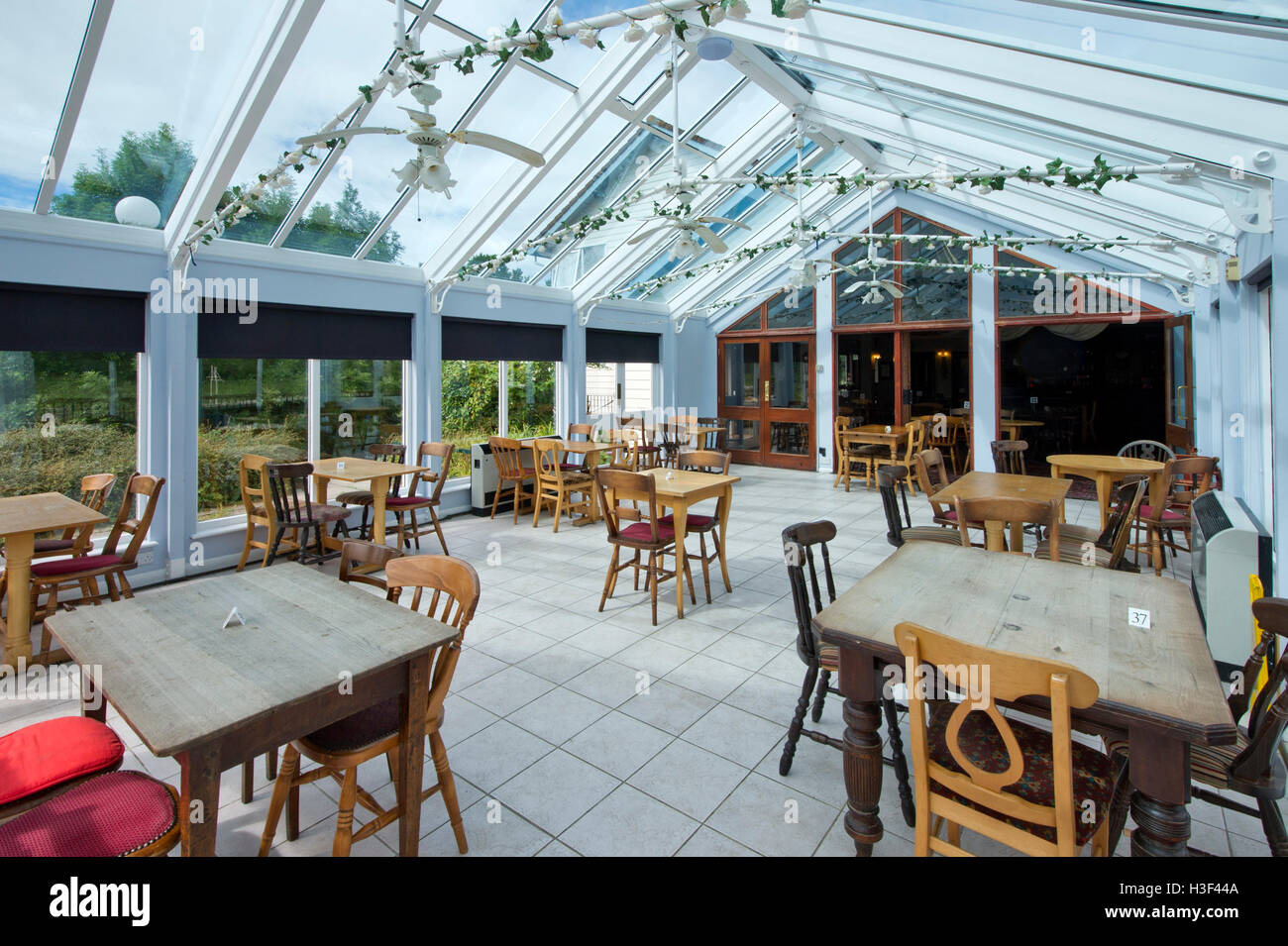 Riverside Inn, Saltford, Bristol, UK. pub pubs 'public house' 'public ...