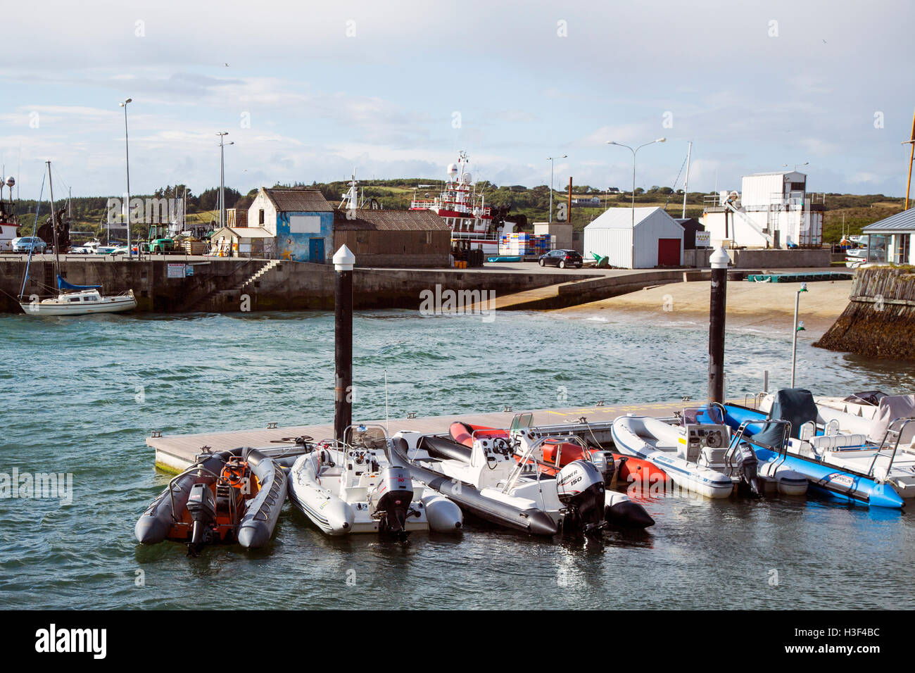 Baltimore harbour west cork ireland Stock Photo - Alamy