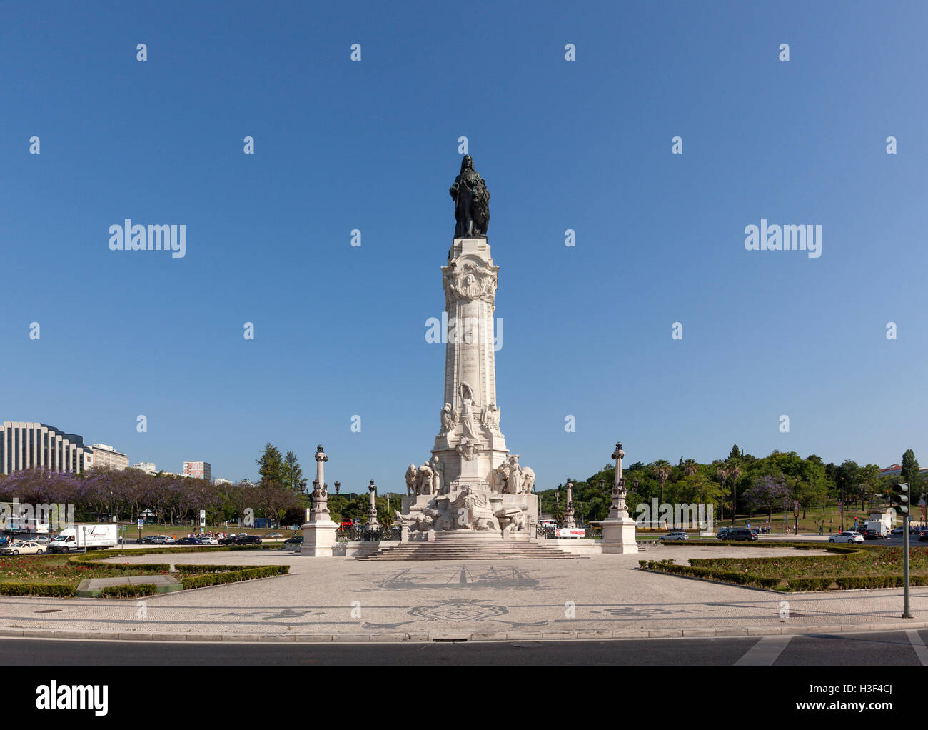 Monument to the 1st Marquis of Pombal in the square with his name ...