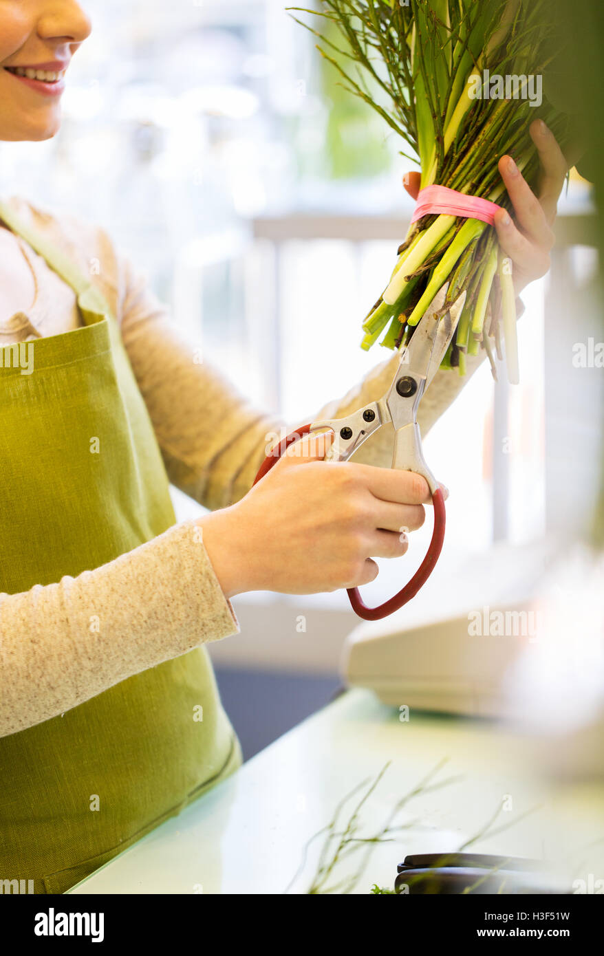 Flower scissors hi-res stock photography and images - Alamy