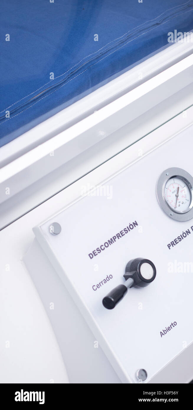 HBOT hyperbaric oxygen therapy chamber tank in hopsital medical center ...