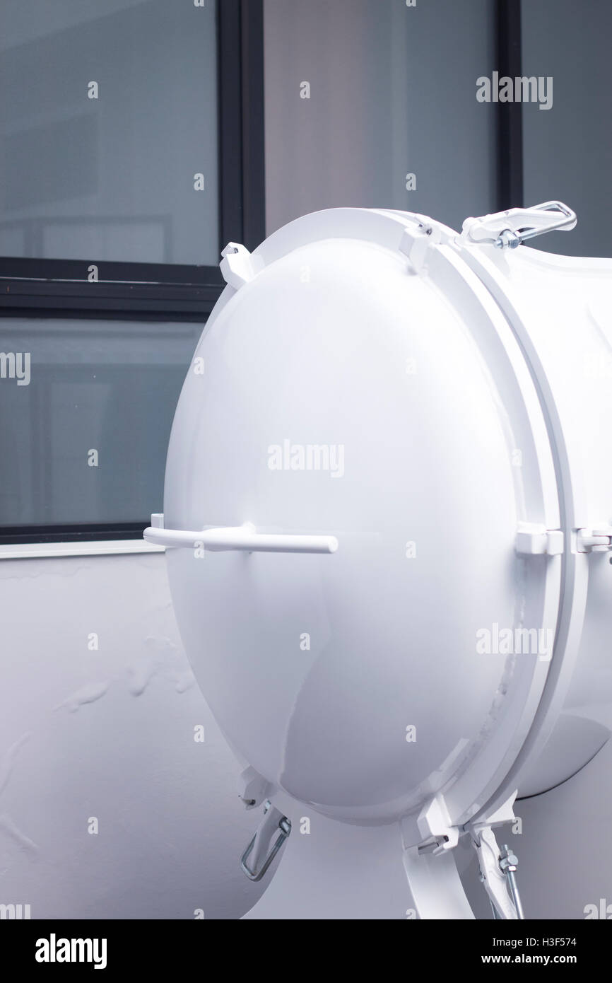 HBOT hyperbaric oxygen therapy chamber tank in hopsital medical center ...