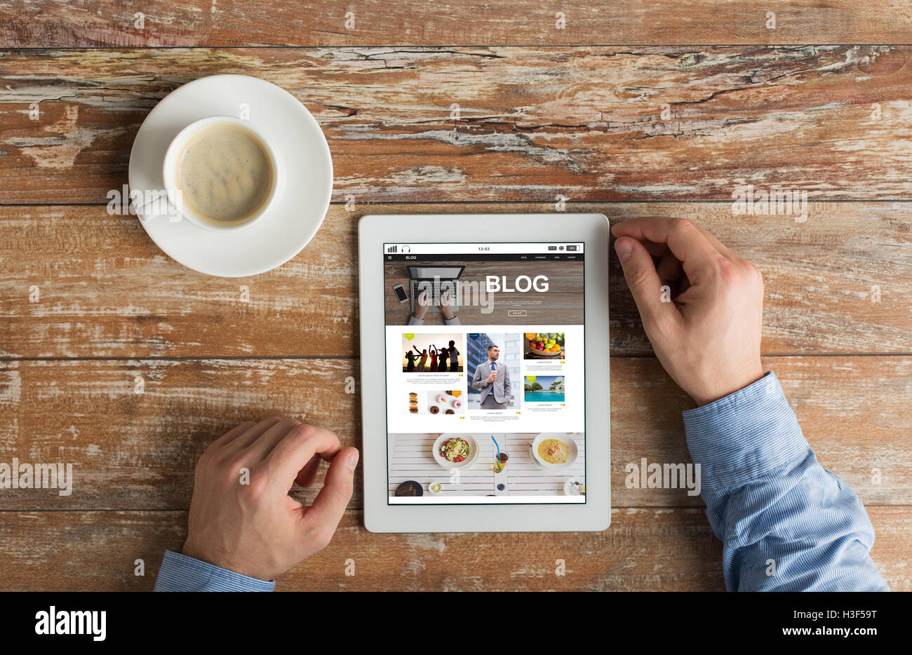 Blog concept on tablet hi-res stock photography and images - Alamy