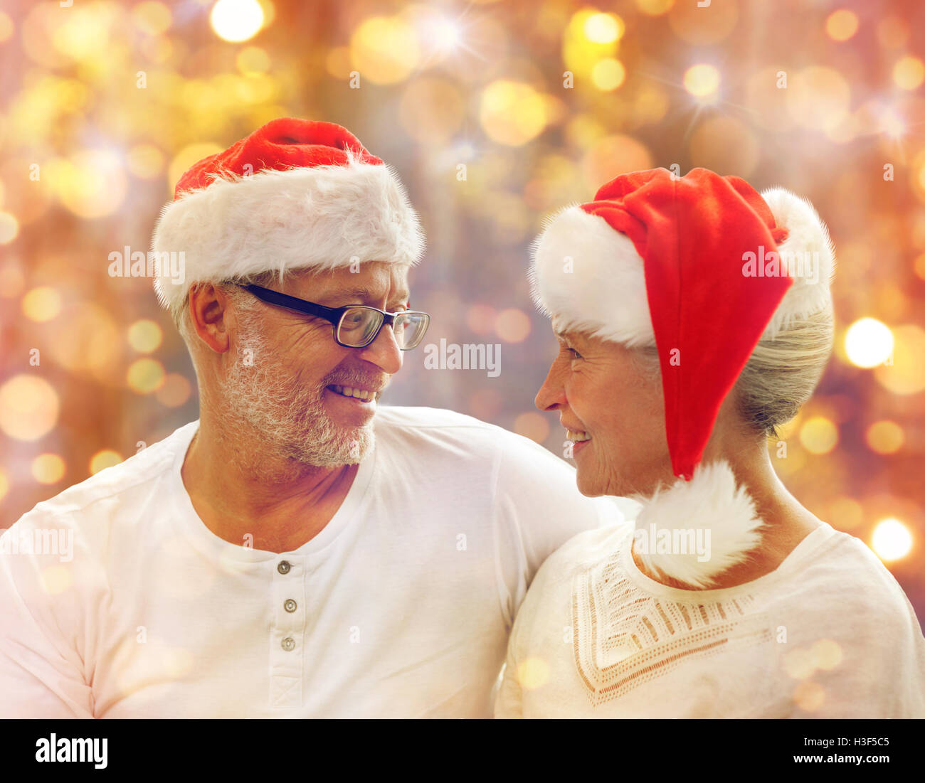 Helper old man hi-res stock photography and images - Alamy