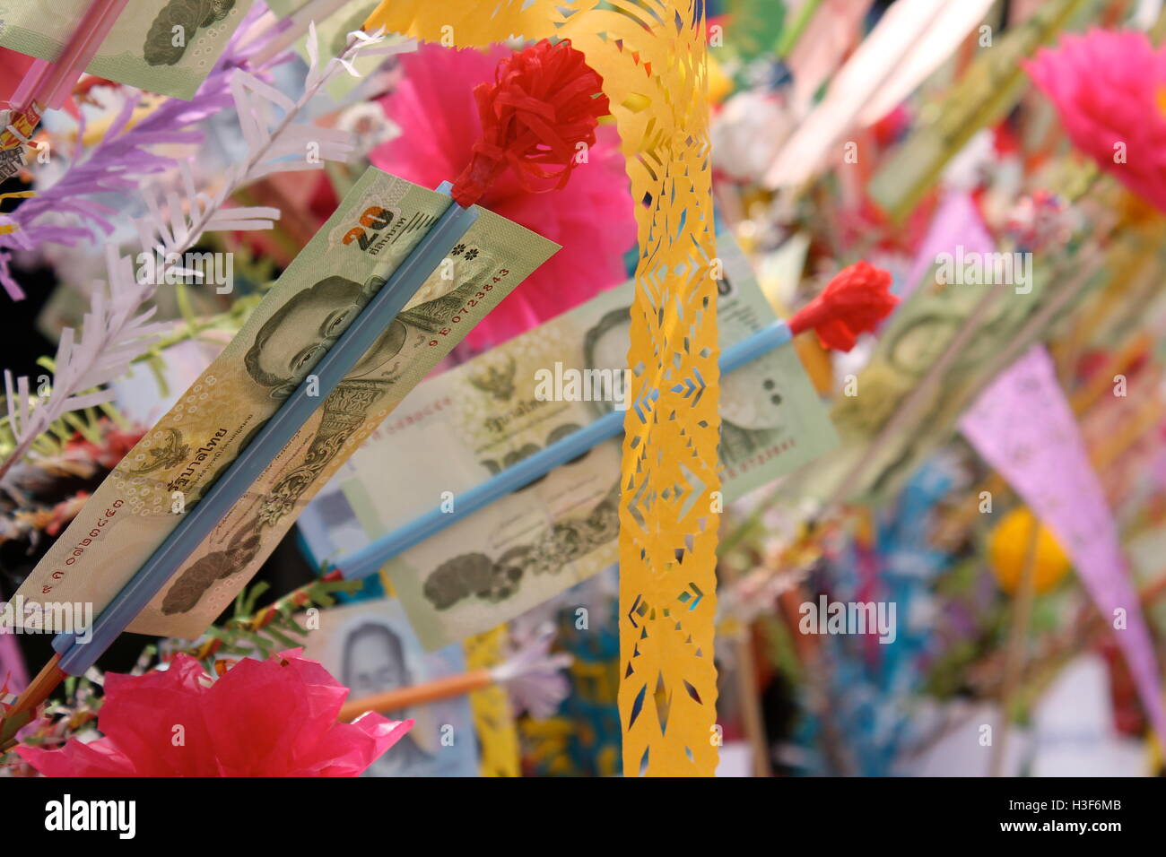 Buddhist offering hi-res stock photography and images - Alamy