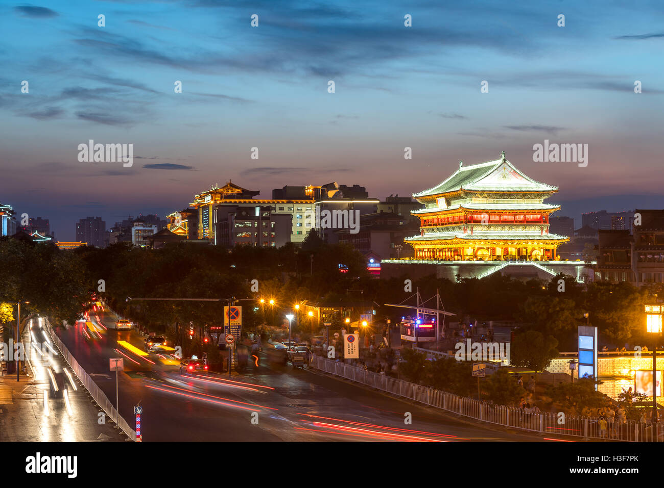 Xian ancient city wall sunset hi-res stock photography and images - Alamy