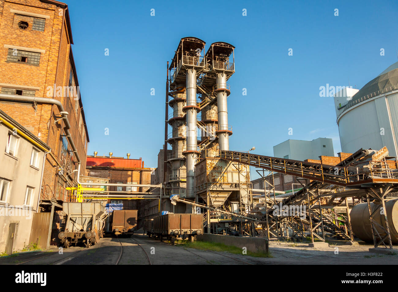 Sugar cane ethanol mill hi-res stock photography and images - Alamy