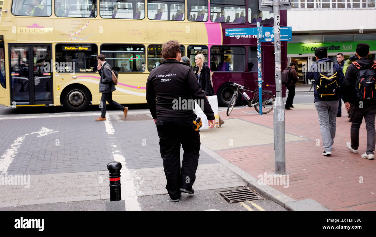 Environmental officer uk hi-res stock photography and images - Alamy