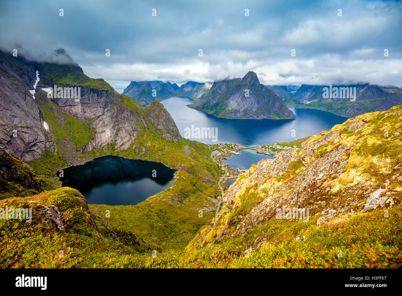 Fjord reine hi-res stock photography and images - Alamy