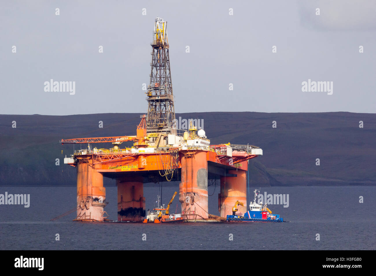 The Damaged Oil Rig Transocean Winner anchored in Broadbay Stornoway ...