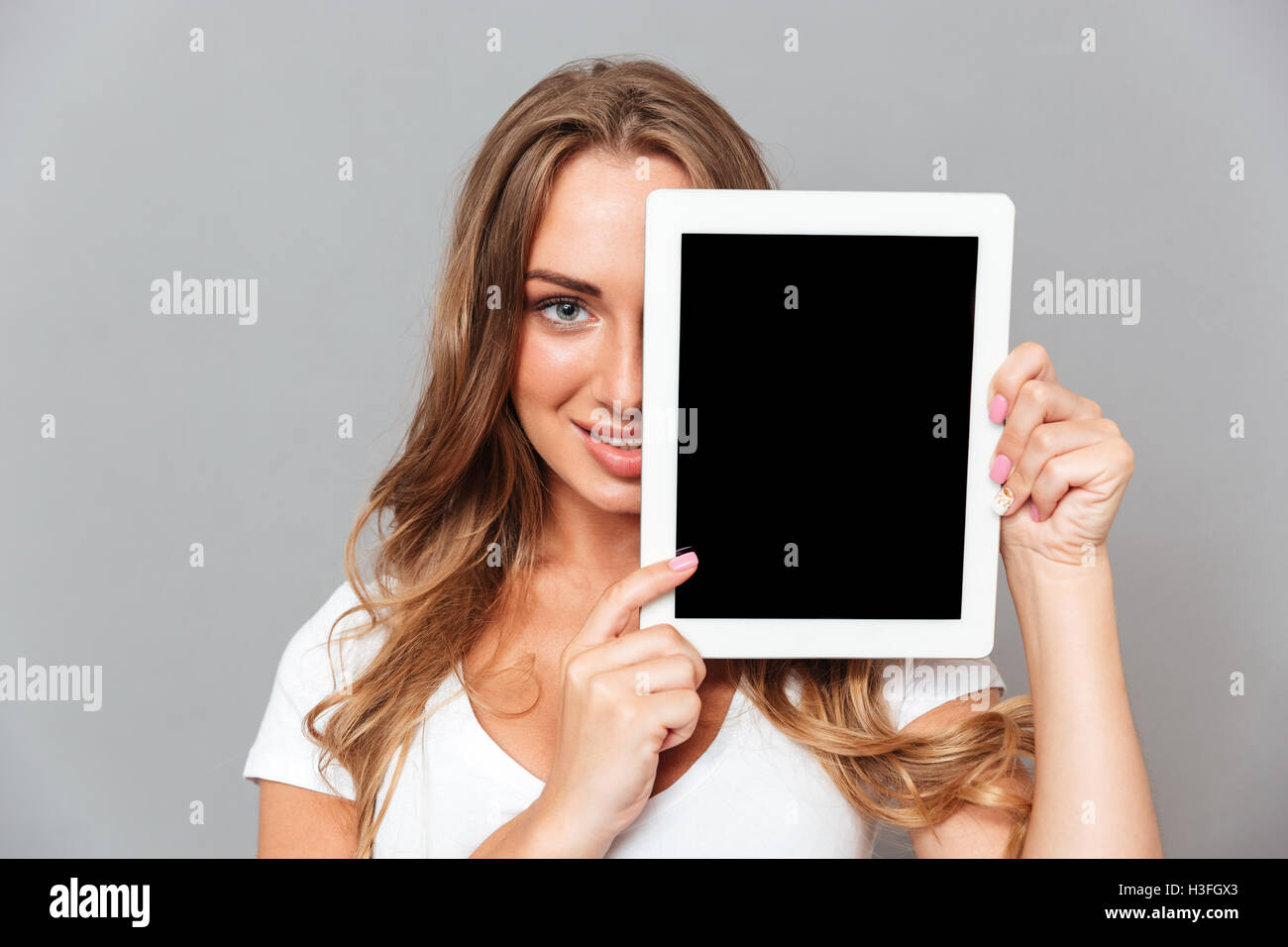 Face and computer screen and closeup hi-res stock photography and ...