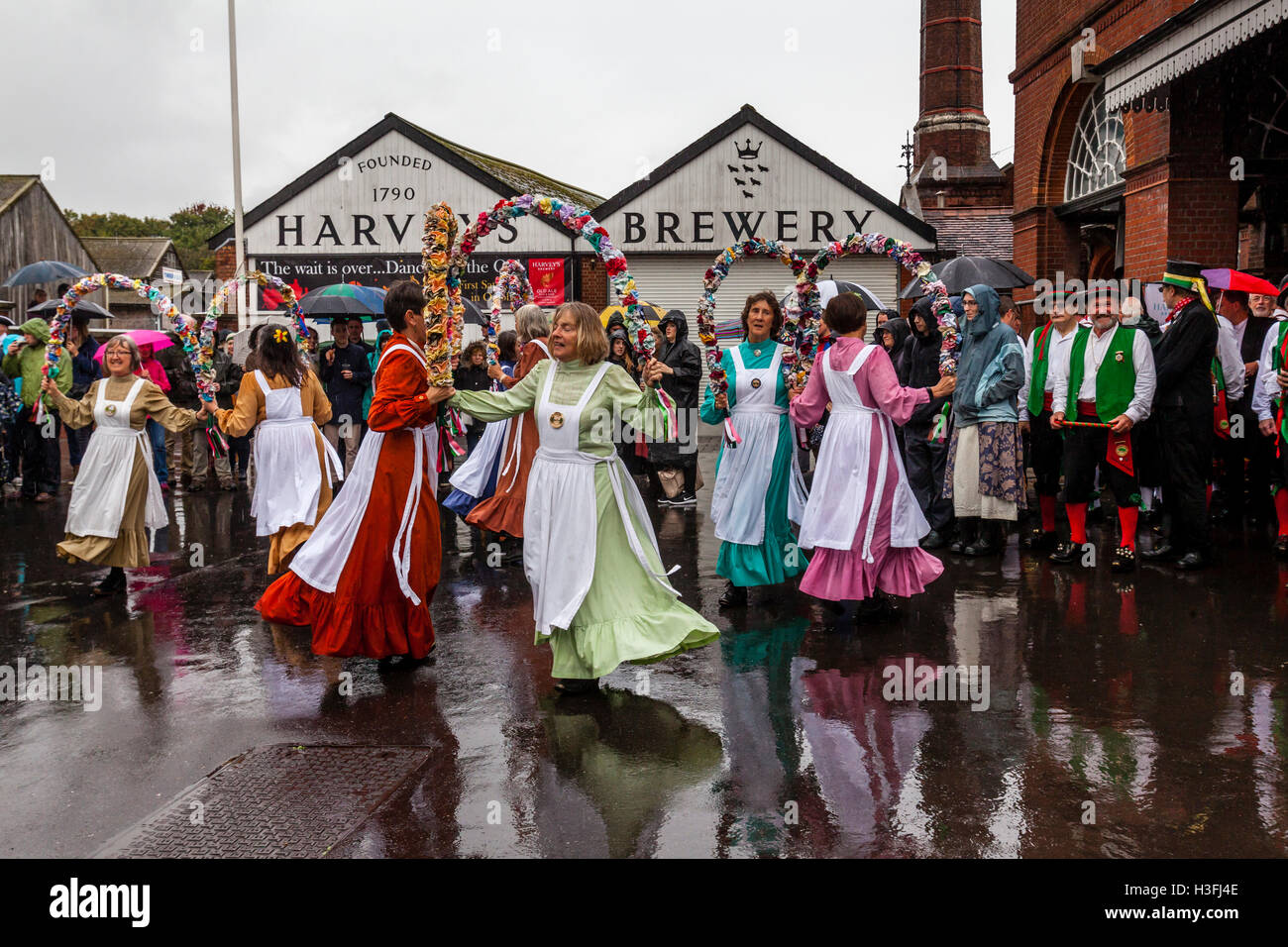 The Knots Of May Female Morris Dancers Performing At The 'Dancing In ...