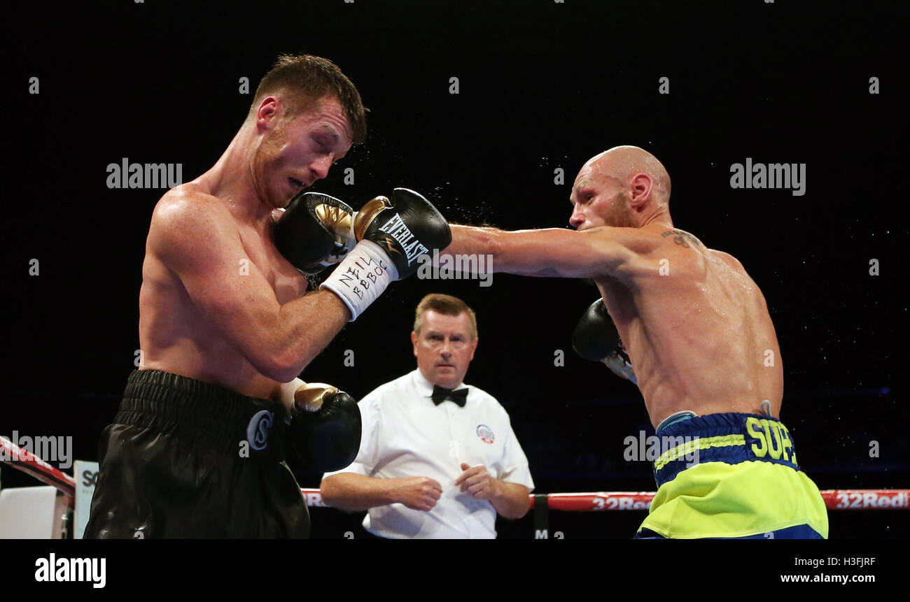 Scott Cardle (left) and Kevin Hooper during the British Lightweight ...