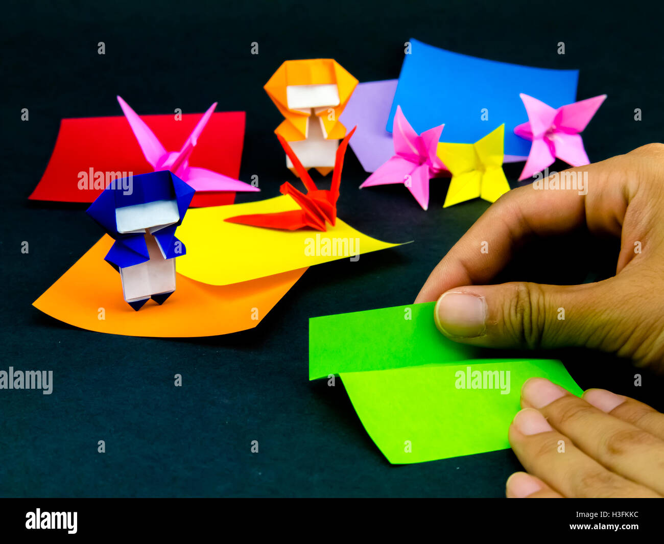 Japanese Origami Toys Folding Instructions; How to Play Stock Photo - Alamy