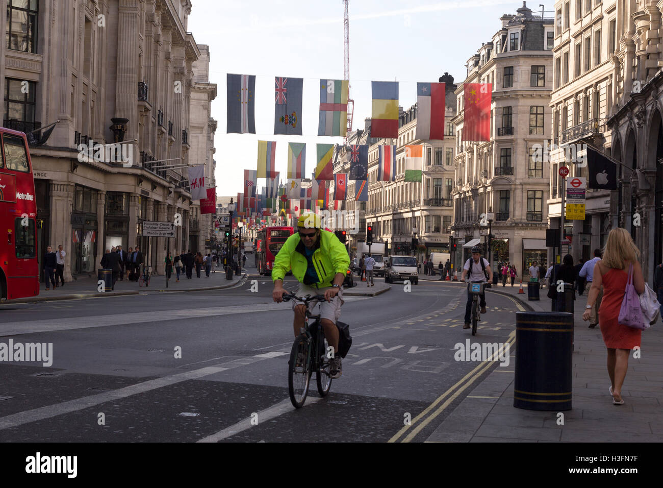 Mark london hi-res stock photography and images - Alamy