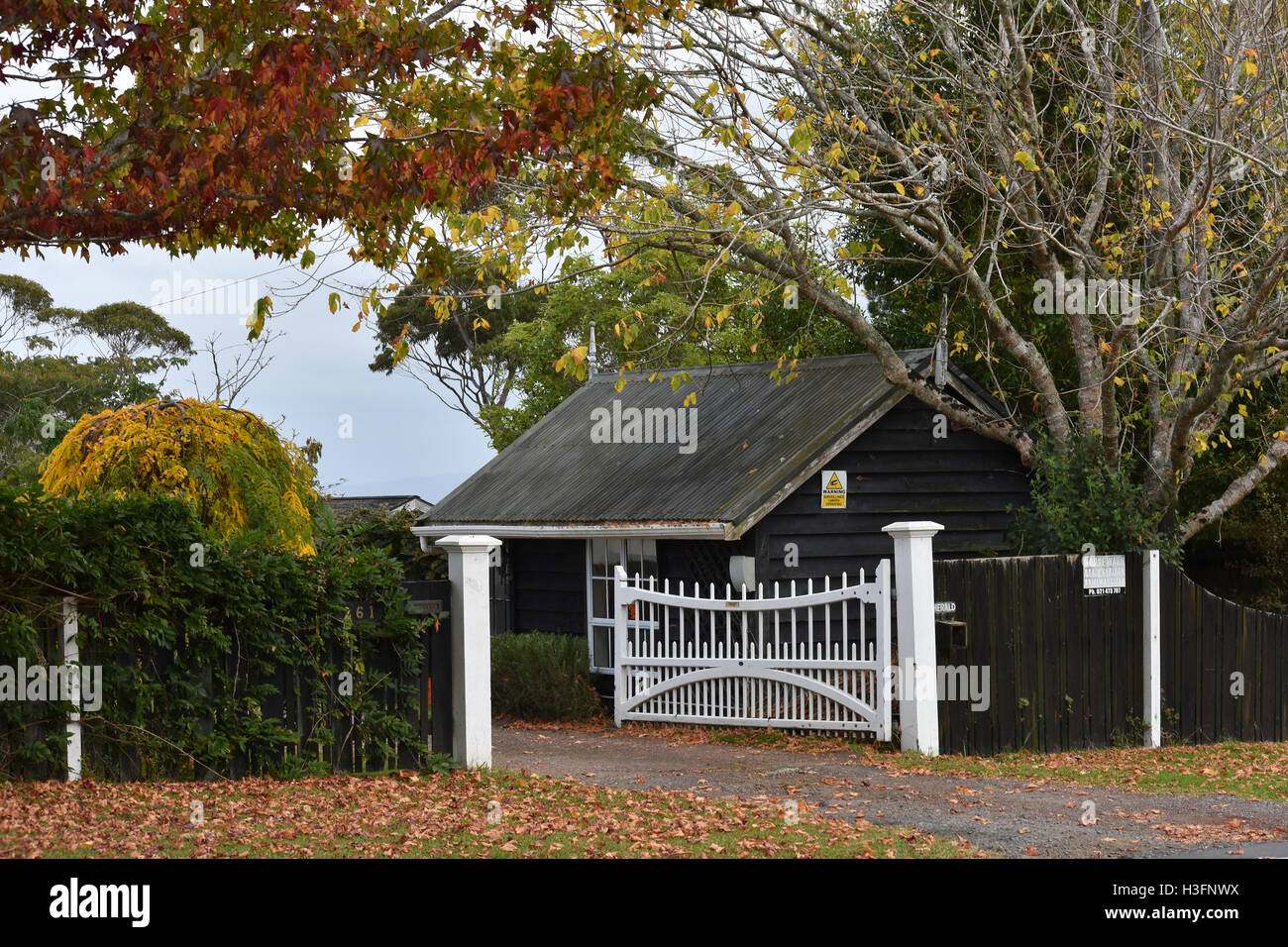 Countryside cottage in New Zealand winter Stock Photo - Alamy