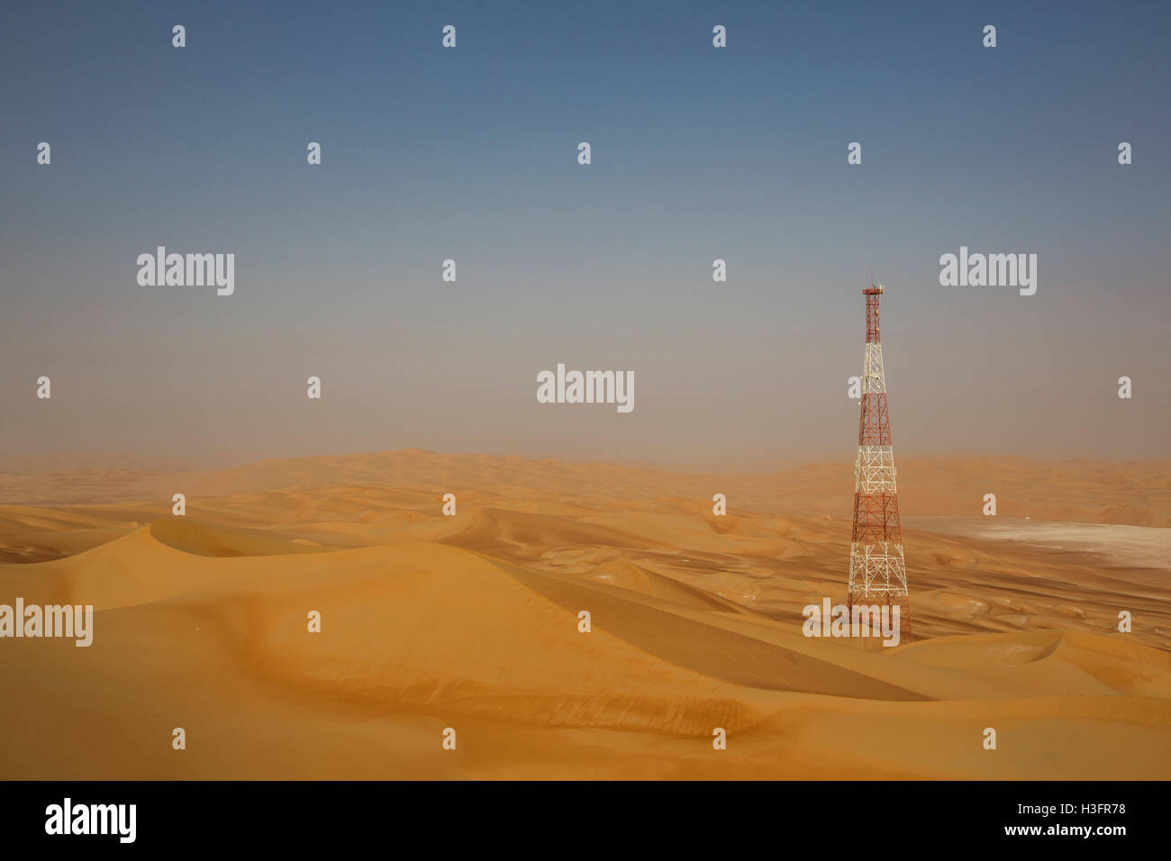 Arabian desert aerial hi-res stock photography and images - Alamy
