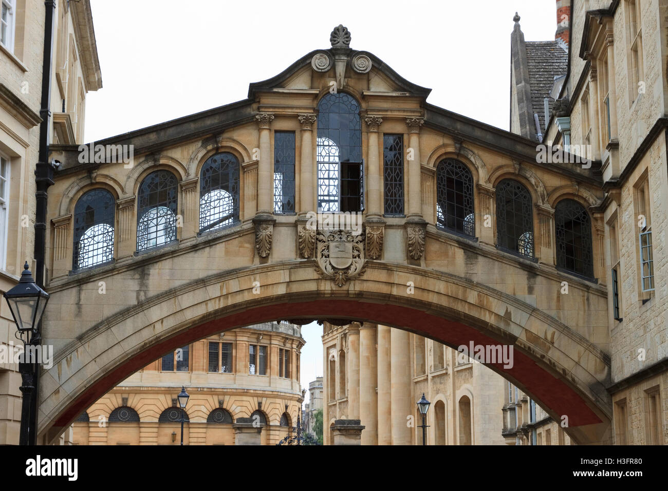 Hertford Bridge (Bridge of Sighs) in Oxford, England Stock Photo - Alamy