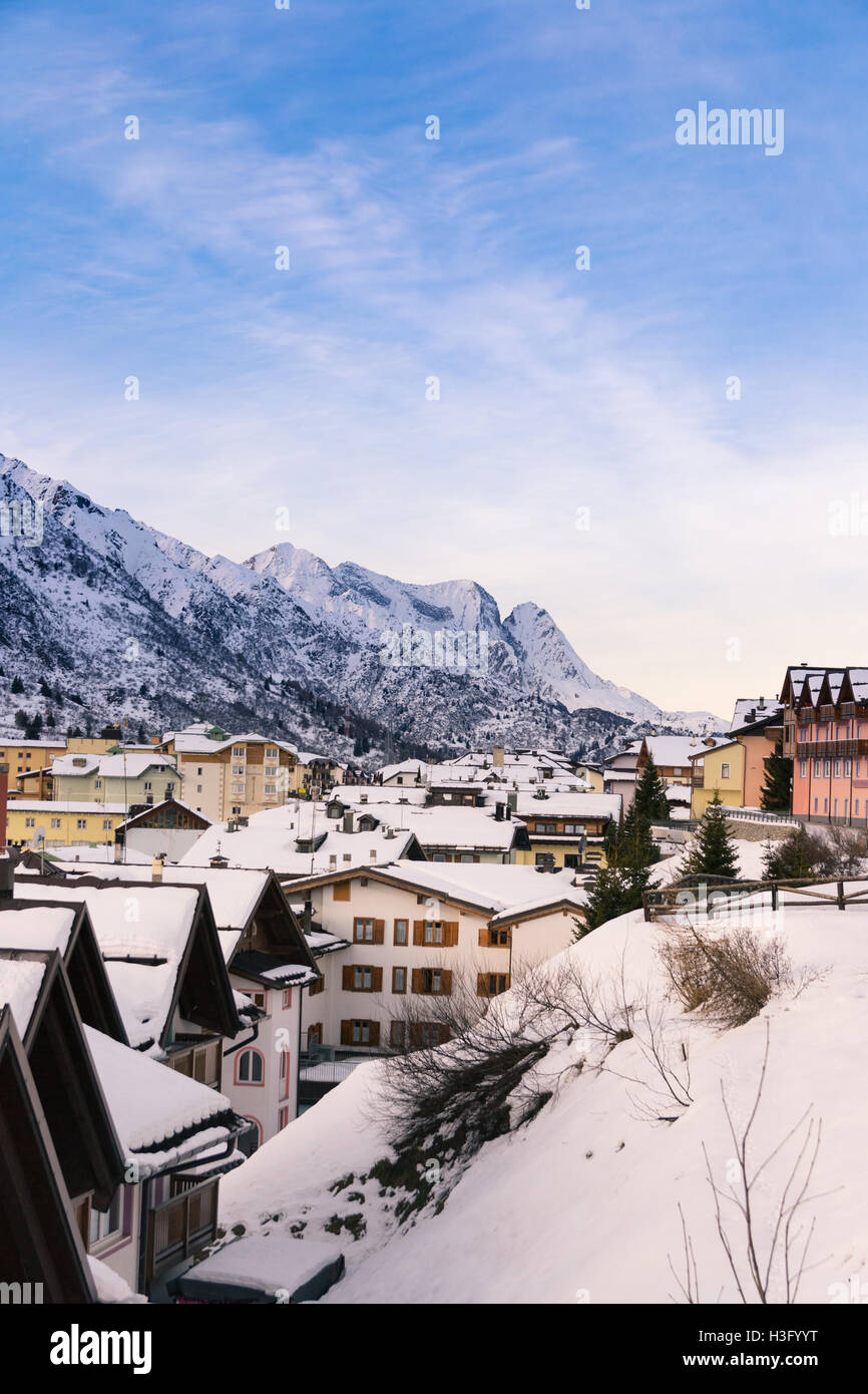 Alpine pass hi-res stock photography and images - Alamy