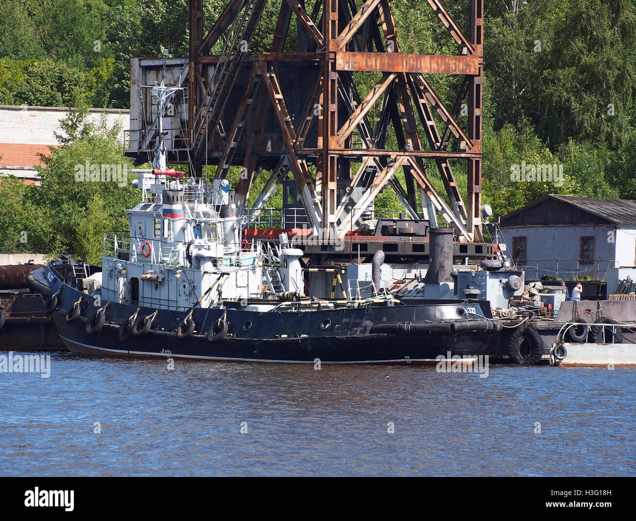 Photograph of a Russian navy ship with pennant number 327, identified ...