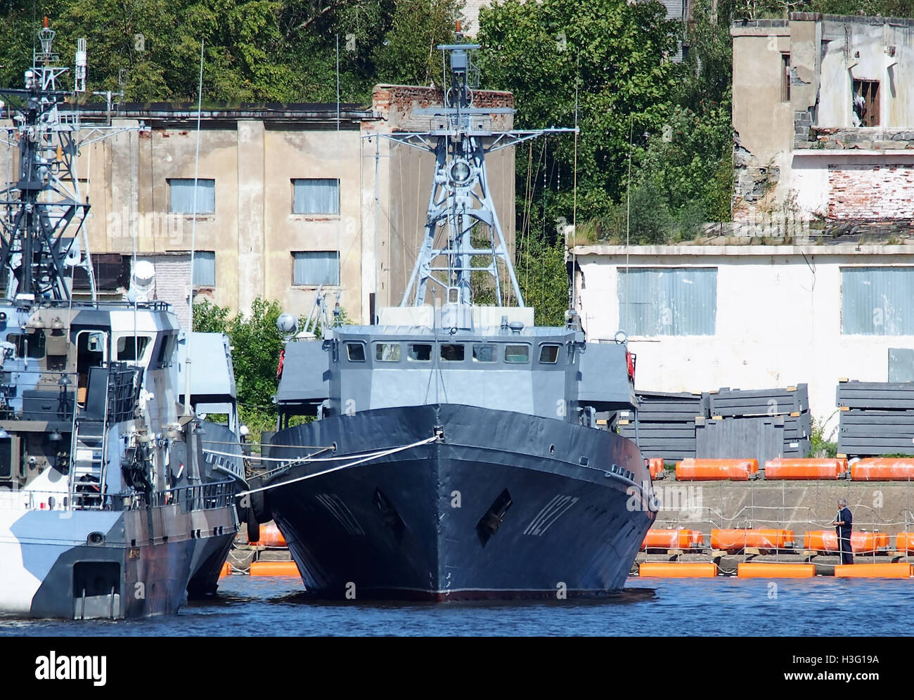 The Russian Navy ship with hull number 11273 is a part of the Russian ...