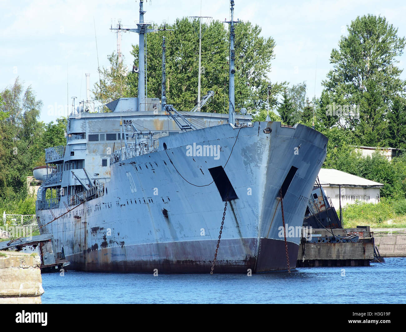 This image captures a Russian navy ship, a part of the country’s naval ...