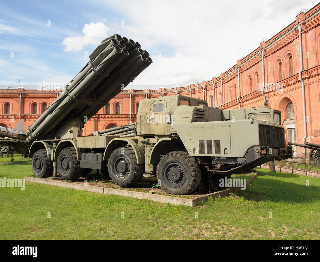 9A52 of 300-mm multiple rocket launching system 9K58 «Smerch ...
