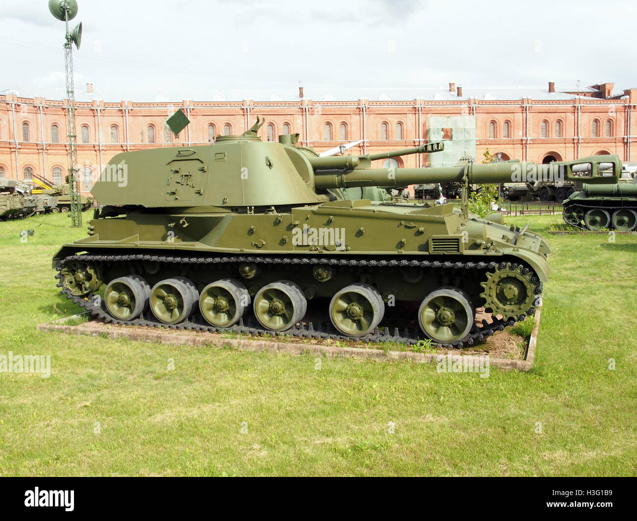 2s1 gvozdika sph hi-res stock photography and images - Alamy