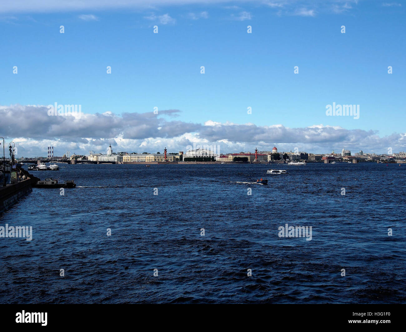 Scenic image neva river hi-res stock photography and images - Alamy