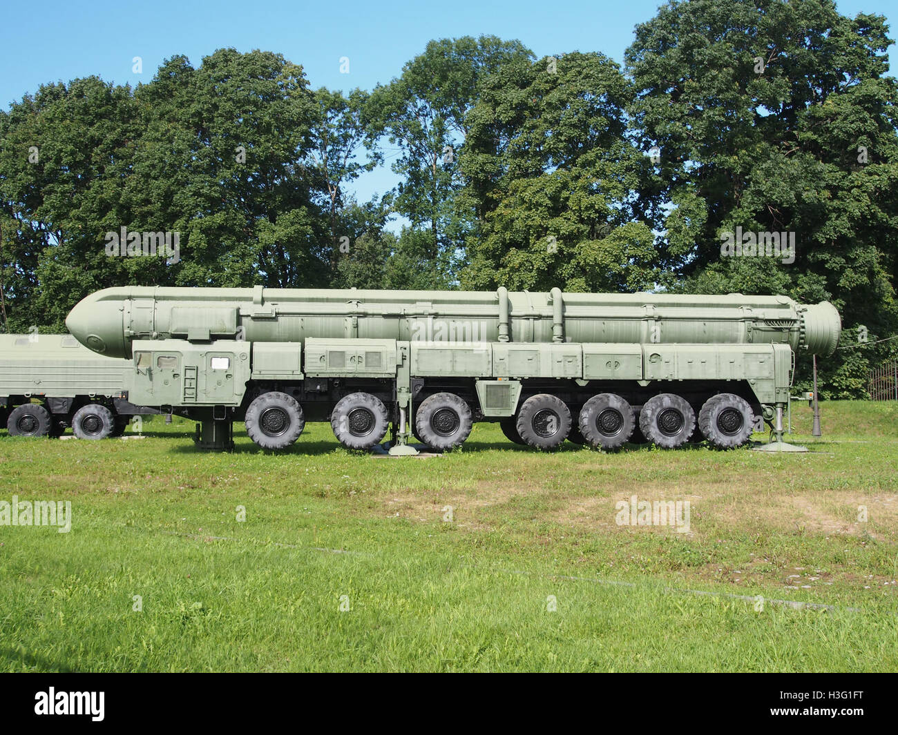 Intercontinental ballistic missile hi-res stock photography and images ...