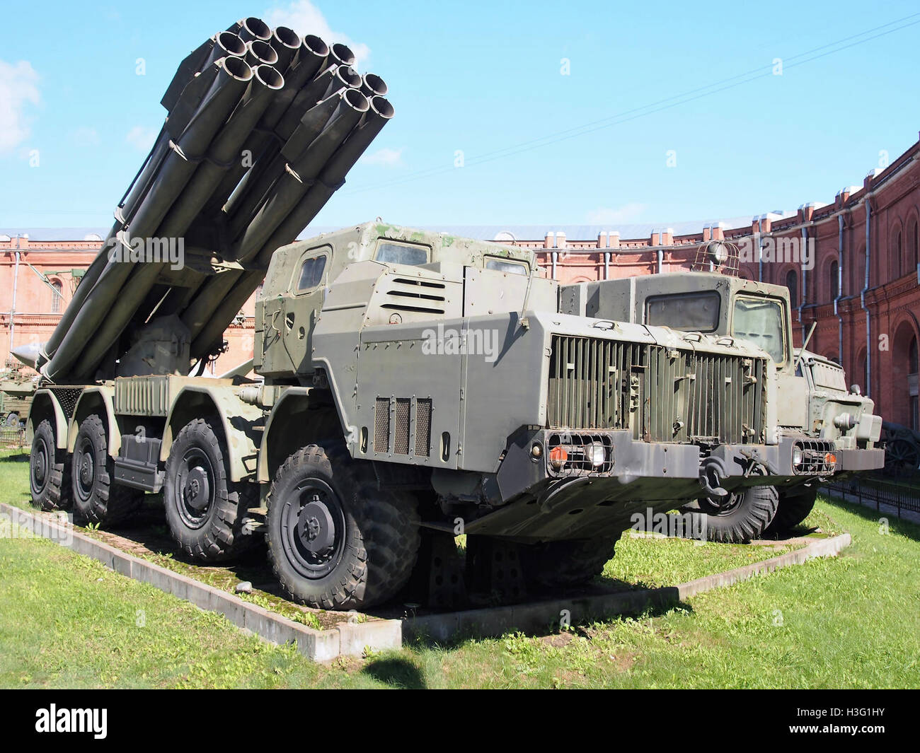 9A52 of 300-mm multiple rocket launching system 9K58 «Smerch ...