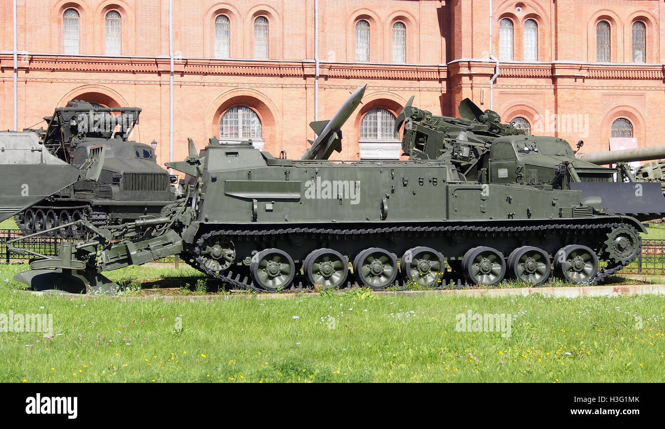 GMZ minelayer, Гусеничный минный заградитель ГМЗ Stock Photo - Alamy