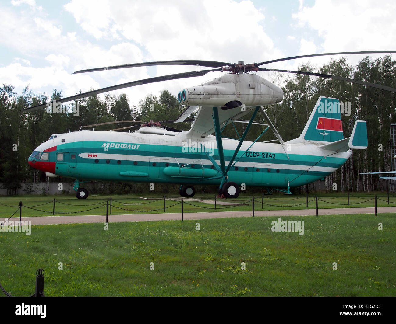 Mil V 12 High Resolution Stock Photography and Images - Alamy