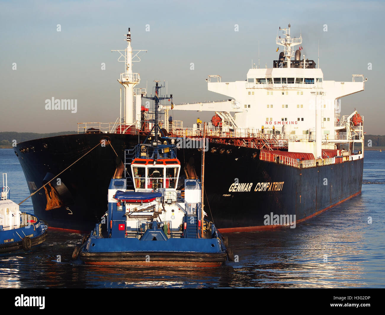Genmar Compatriot (ship, 2003) IMO 9255945 Port of Antwerp pic 4 Stock ...