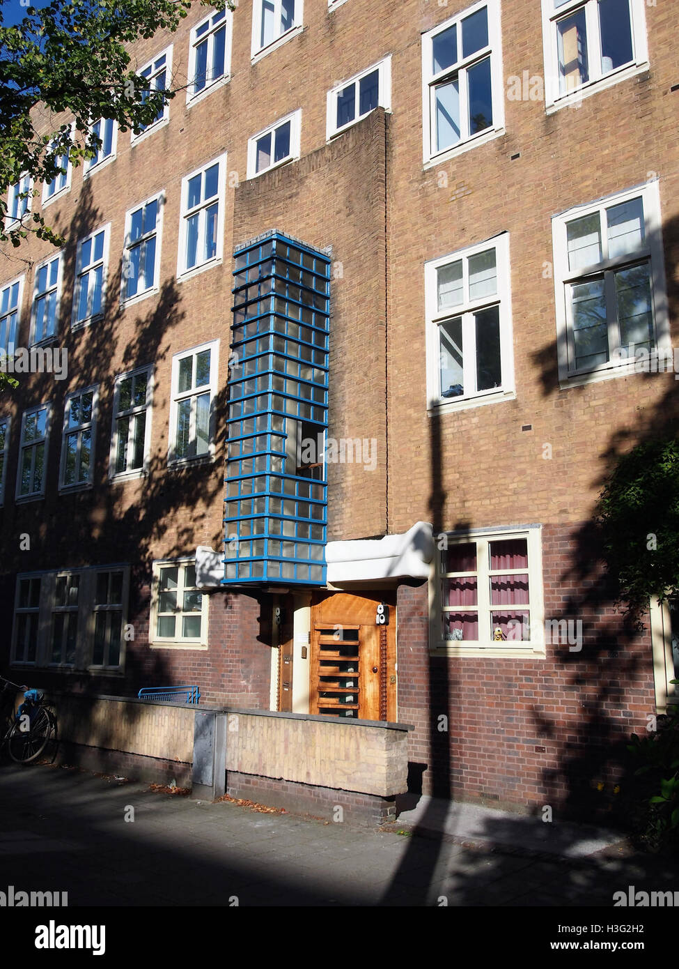 William-Adolphe Bouguereauâ€™s 'Return of Spring' (1886) depicts the ...