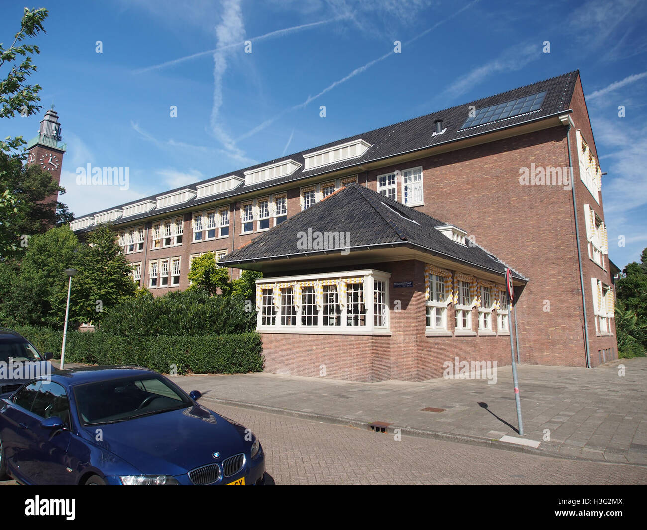 This photograph captures the Vossius Gymnasium, located at the corner ...