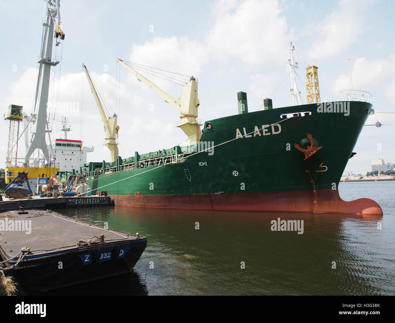 2010 imo 9574999 port of amsterdam pic2 hi-res stock photography and ...
